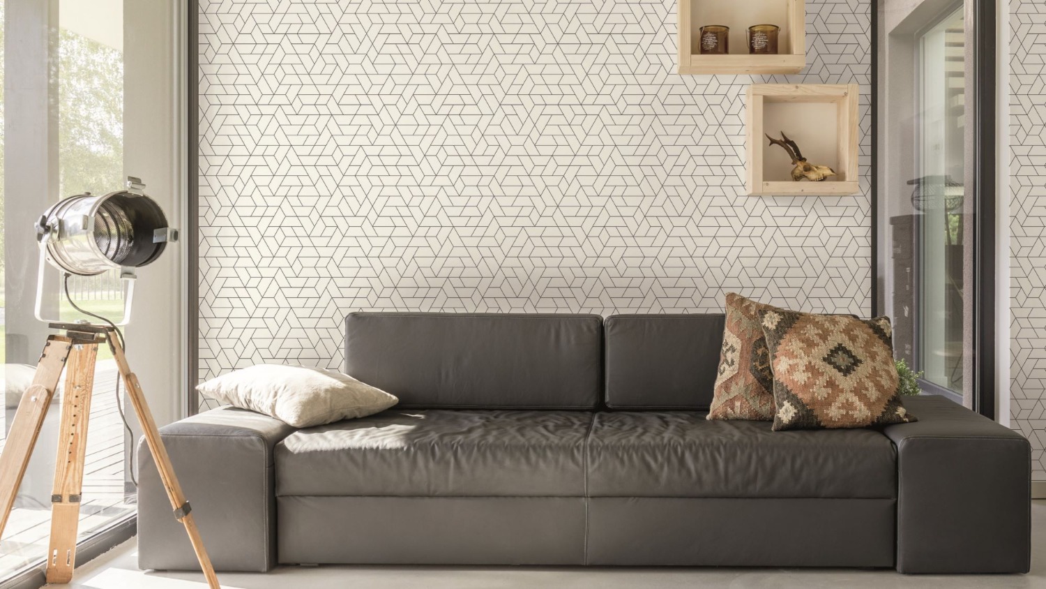 Beautiful Walls Showcases the Versatility of Classic Wallpaper Patterns ...