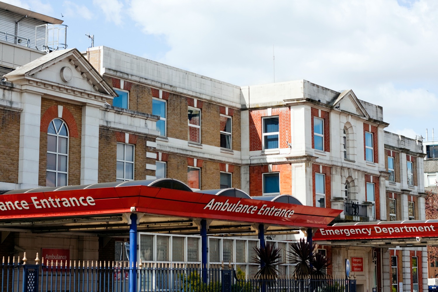 NHS infrastructure crisis risks creating two-tier hospital system ...