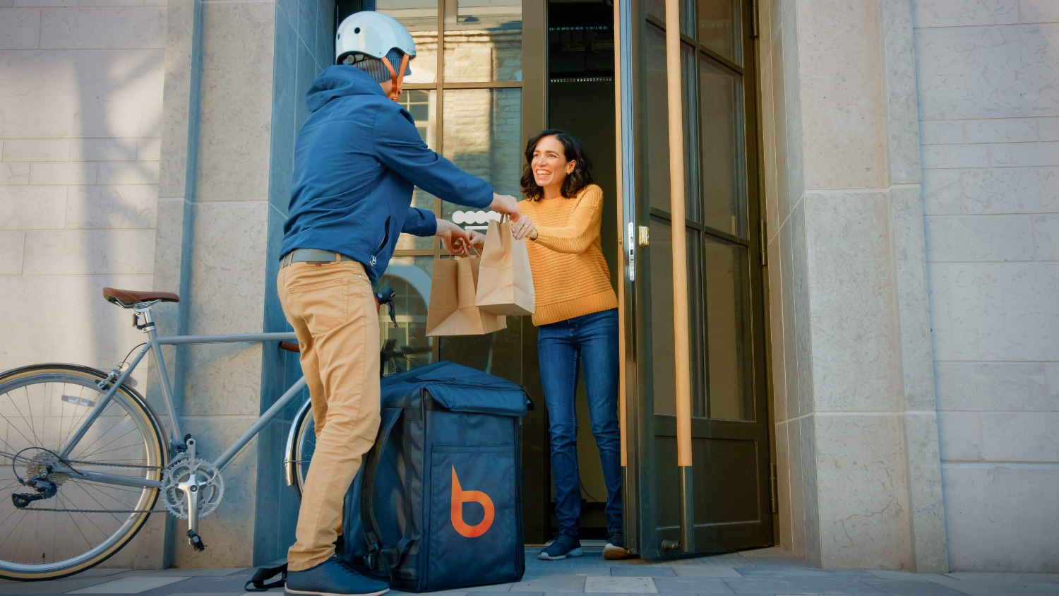 Beelivery launches Nationwide Takeaway Delivery Service | News By Wire