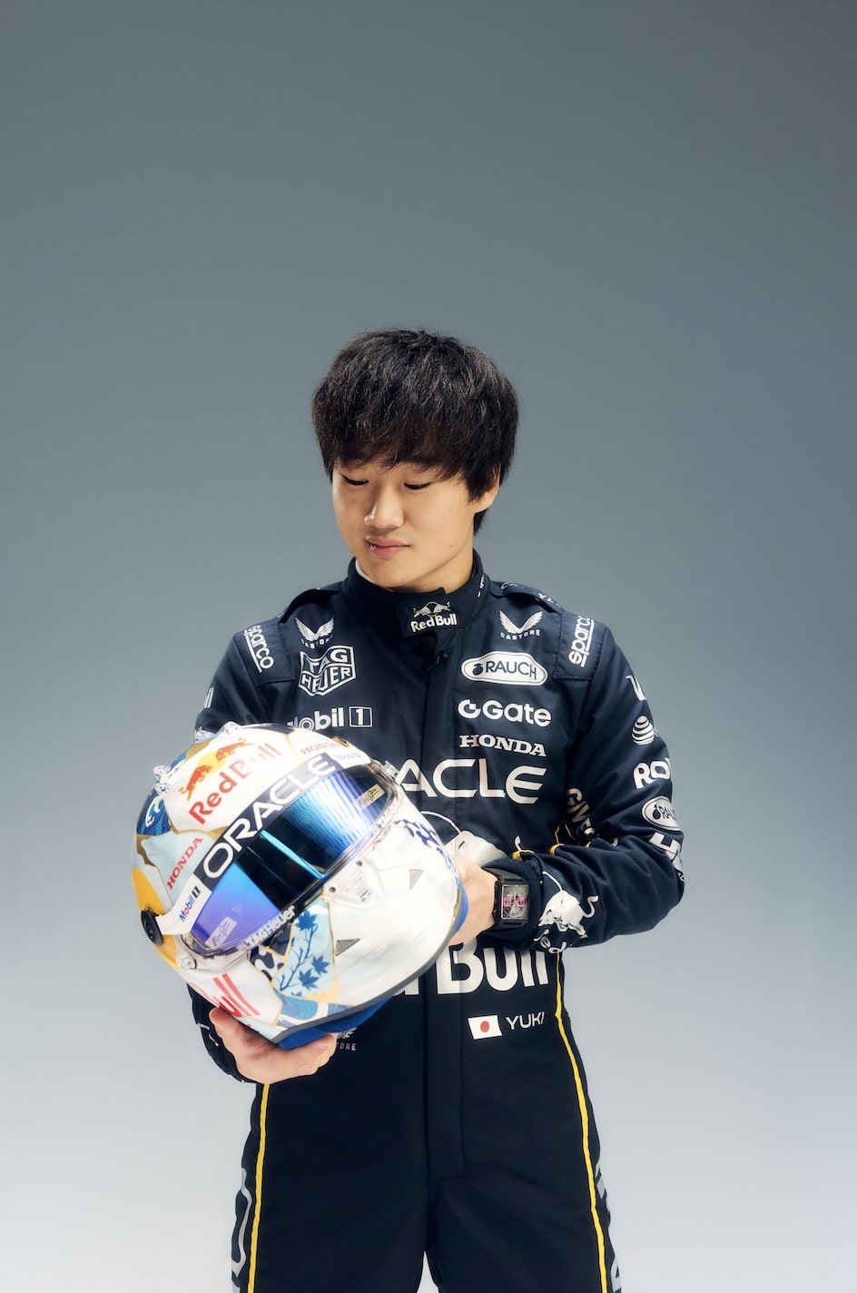 Tsunoda’s 2025 ONE-off LAS Vegas Helmet & Signed Verstappen 2024 ...