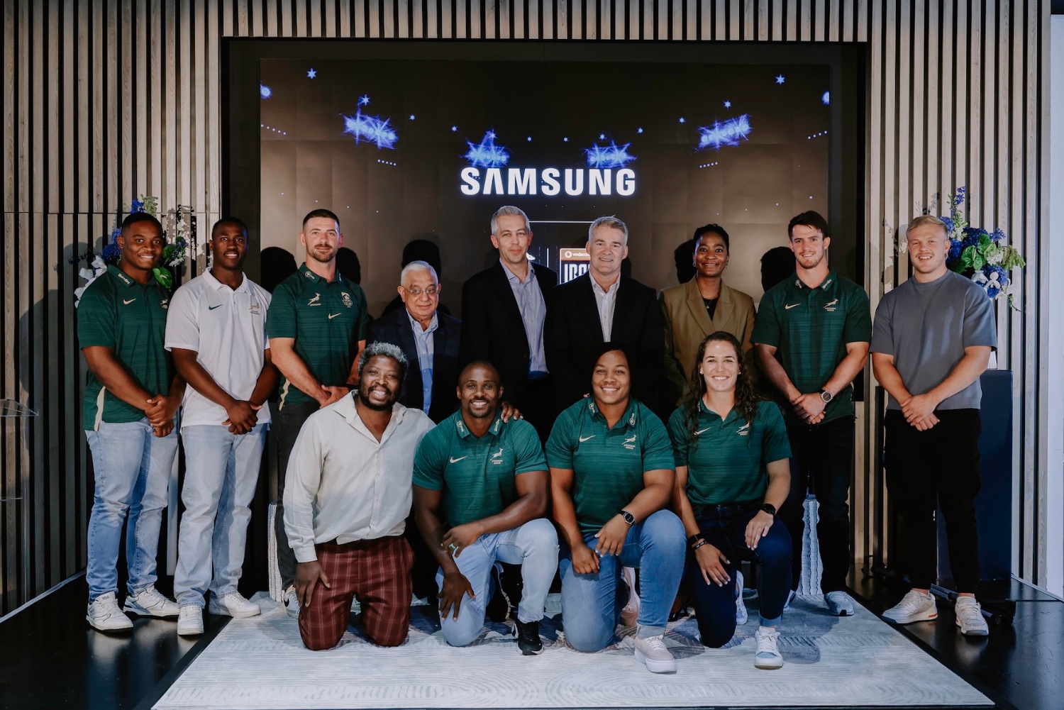 Samsung becomes the Official Mobile and Consumer Electronics Partner ...